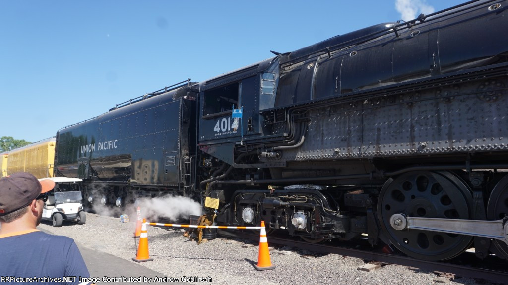 UP 4014 Cab & Tender